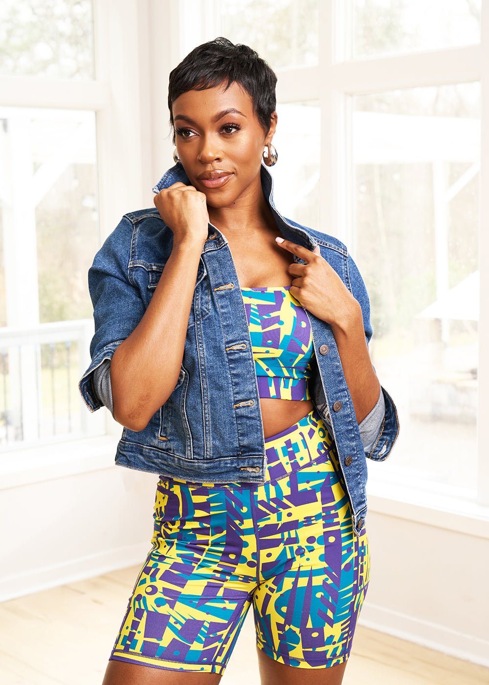 Adamma Women's African Print Sports Bra (Neon Tropical Stamp) – D'IYANU