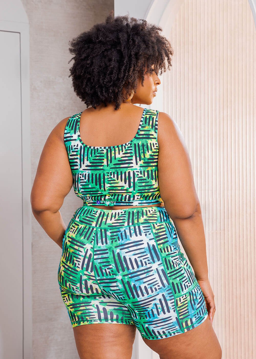 Adamma Women's African Print Sports Bra (Marine Adire) – D'IYANU